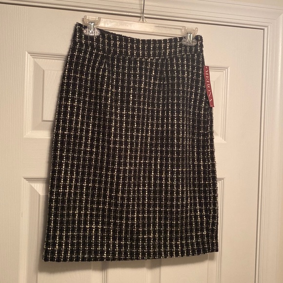 Merona | Skirts | Brand New Merona Pencil Skirtsize 2 | Poshmark